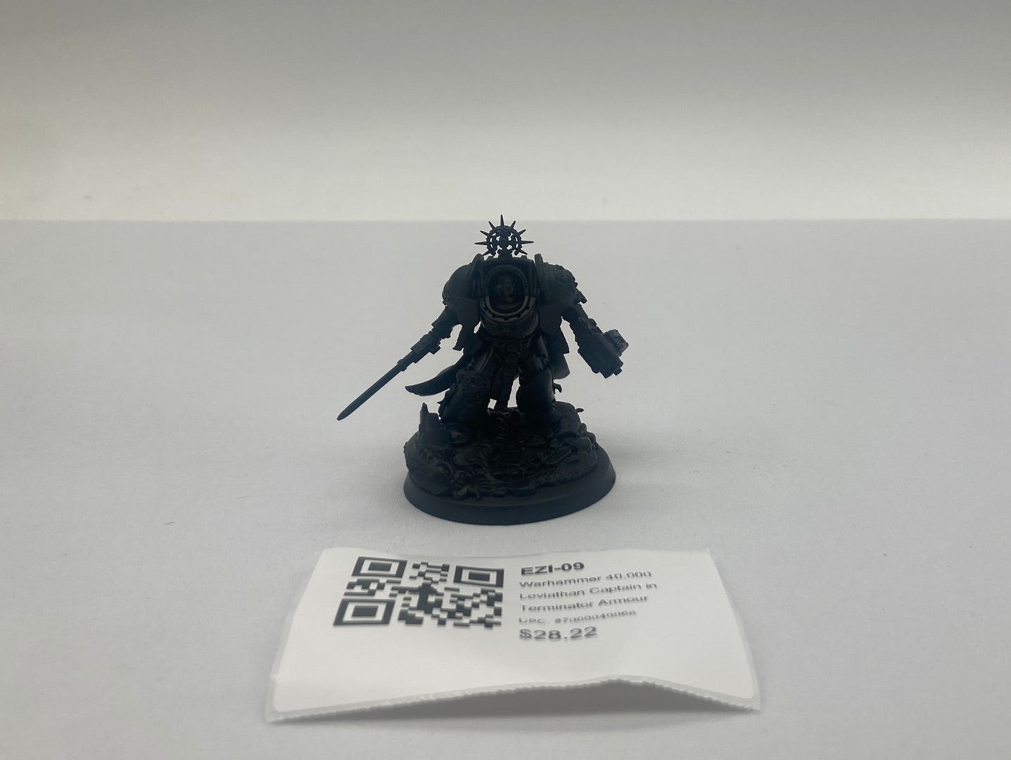Warhammer 40,000 Leviathan Captain in Terminator Armour EZI-09 ...